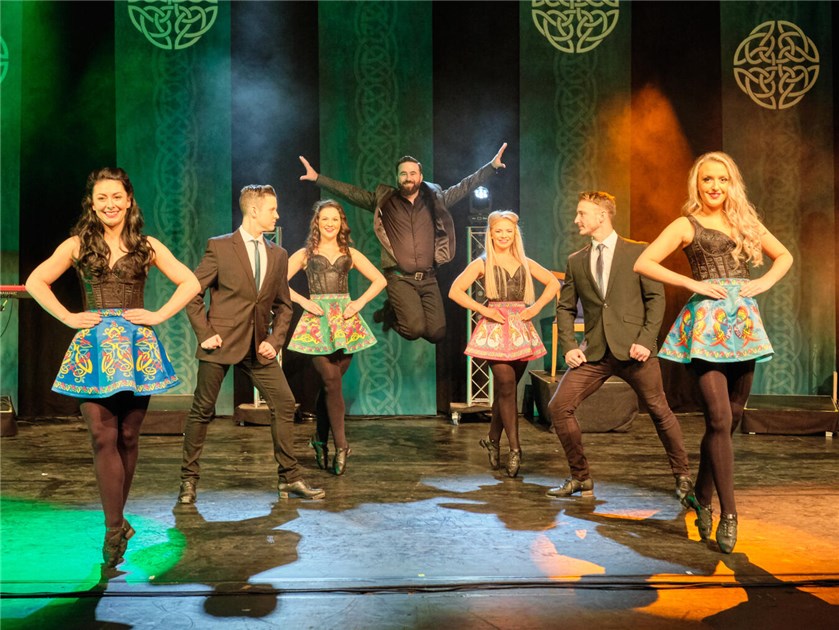 „Celtic Rhythms“ bringt irische Lebenslust nach Rees